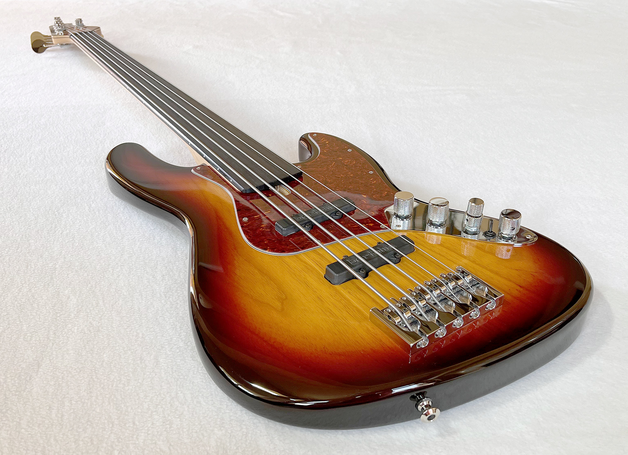 Devon Bass Guitars